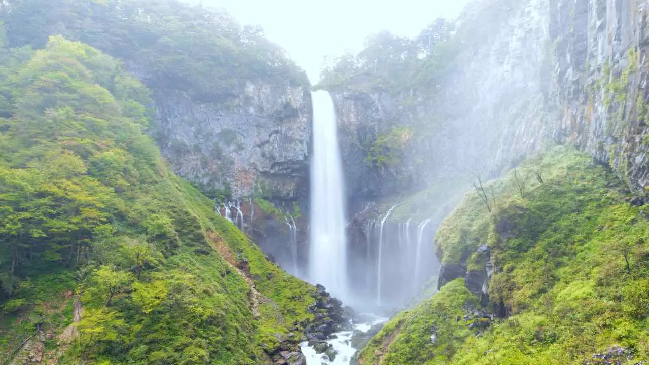 Waterfalls in Japan: Where to Go and When to Visit