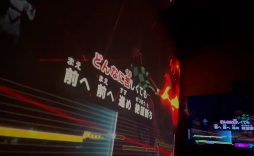 Japanese Karaoke: Culture & Etiquette Explained