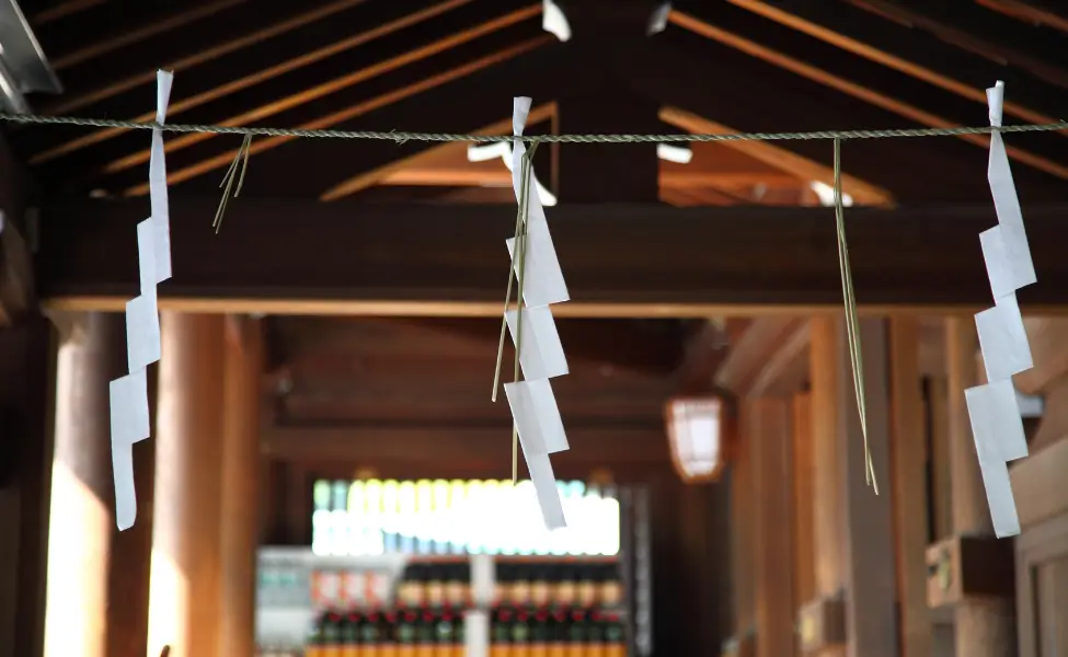 Shide Meaning in Shinto: Rituals, Sacred Paper Streamers